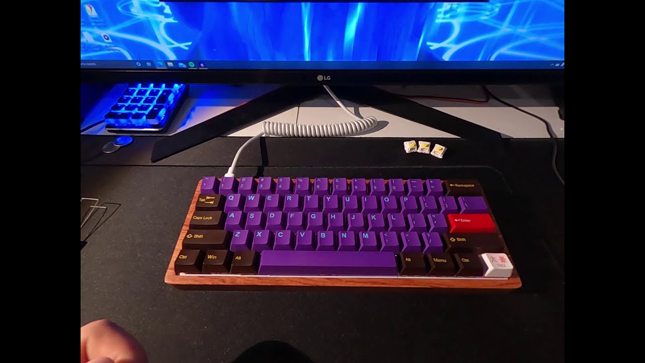 Novelkeys Silk Yellow Switch Sound Test - YouTube