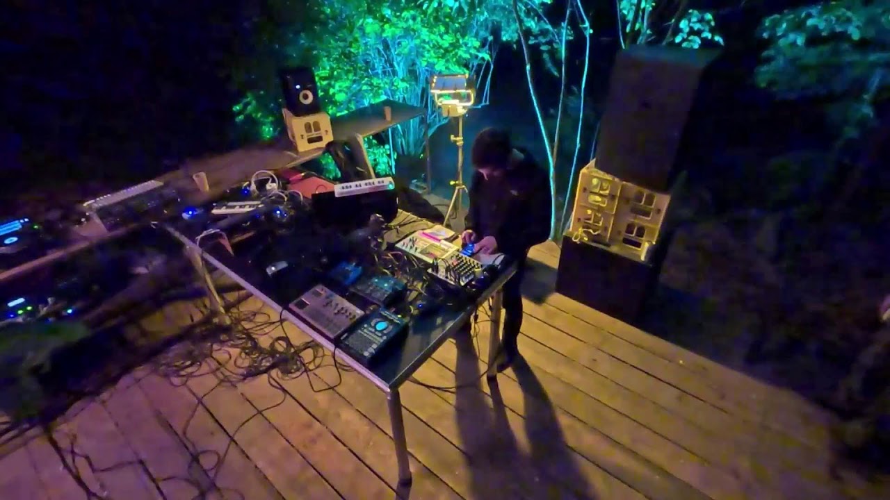 Liky Pid Nohamy showcase/ Andrii Kunin 20ft Radio - 24/05/2025 - YouTube