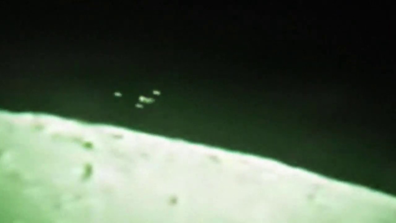 Strange Objects Passing The Moon | Top UFO Sightings 2019 - YouTube