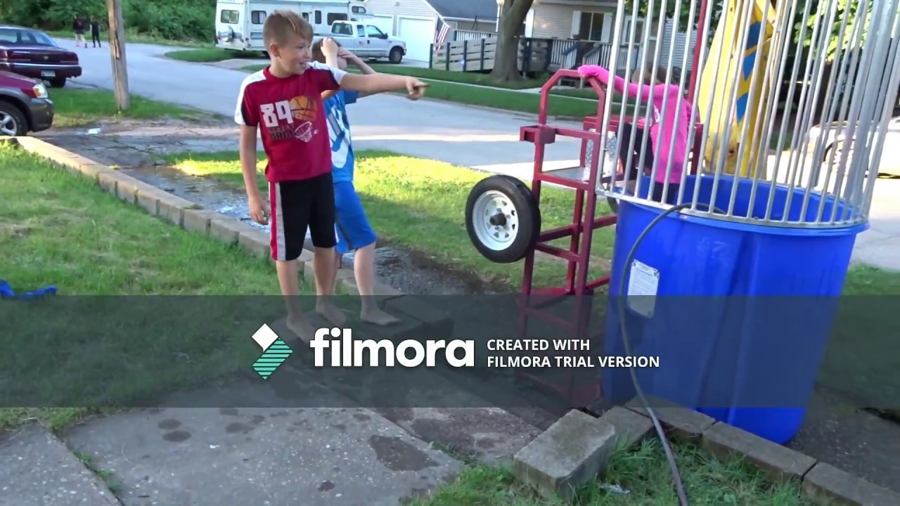 Epic Dunk tank CHallenge my back was RED - YouTube