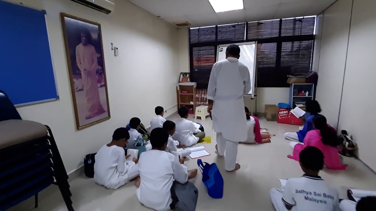 Veda Class - GhanapaThah of Gananaam Tva and Prano Devi Sarasvati - YouTube