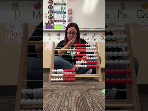 Contando de 5 en 5 con Mrs. Santiago - YouTube