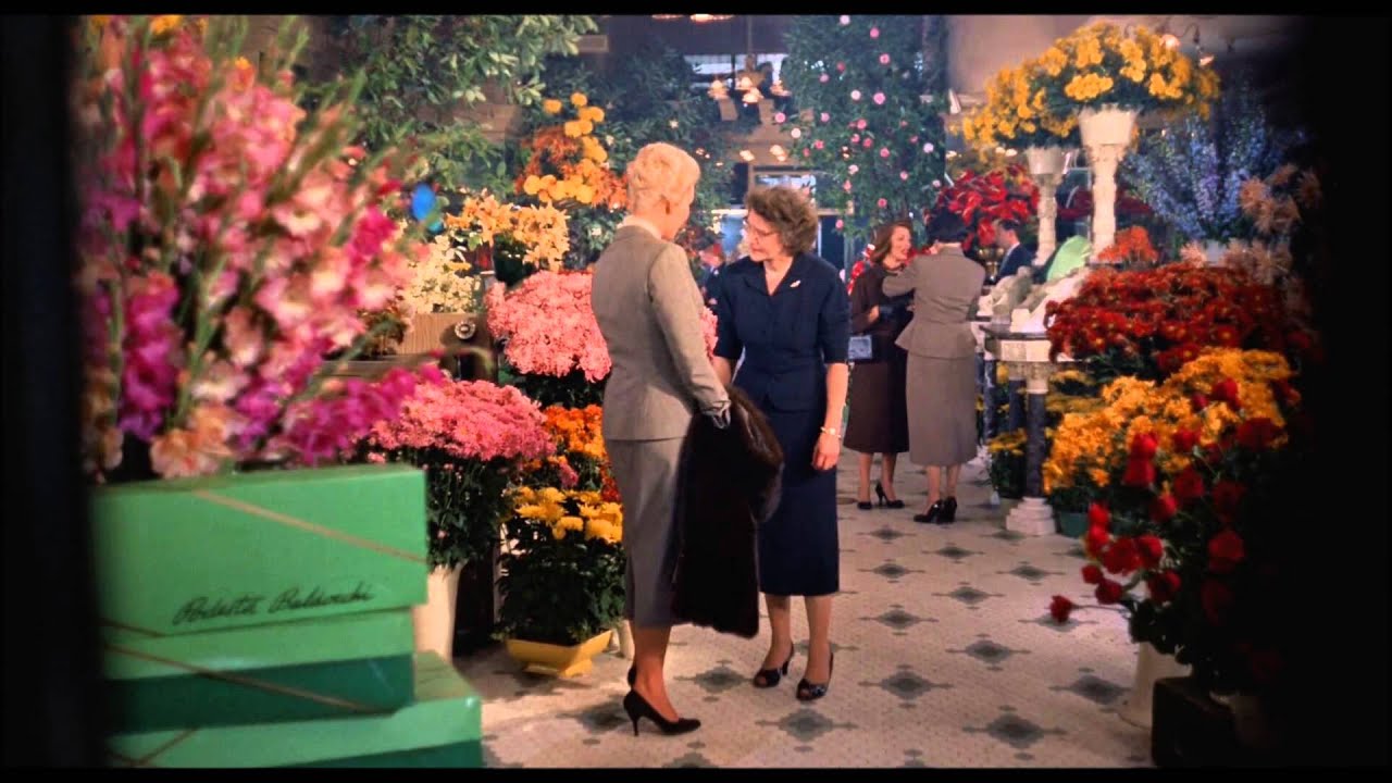 Male Gaze / Peeping Tom / Flower Shop Scene from Vertigo - YouTube