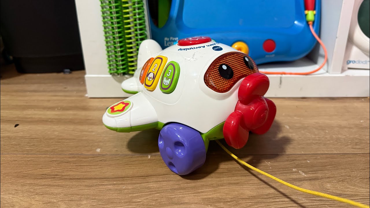 VTech Play & Learn Aeroplane - YouTube
