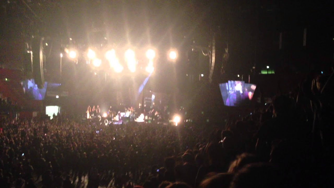 Florence + The Machine Milan 20/11/12 White Rabbit Live - YouTube