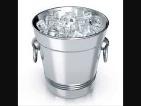 Dropping ice cubes in to a bucket sound effect - YouTube