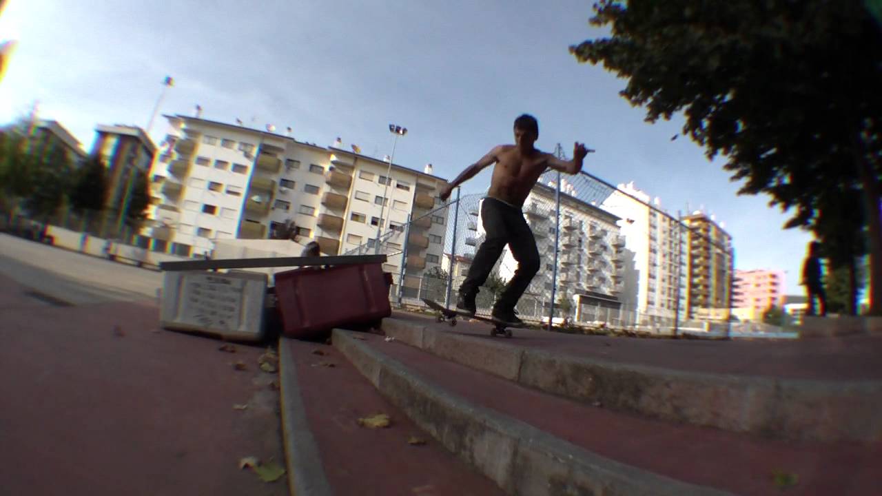 Nuno "Nunito" Matos - switch frontside flip - YouTube