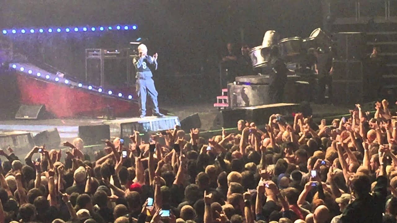 slipknot corey taylor talks to the crowd live in sioux falls denny ...