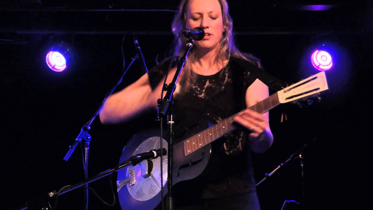 Ana Egge, Live at the Bassment in Saskatoon, June 7, 2013 - YouTube