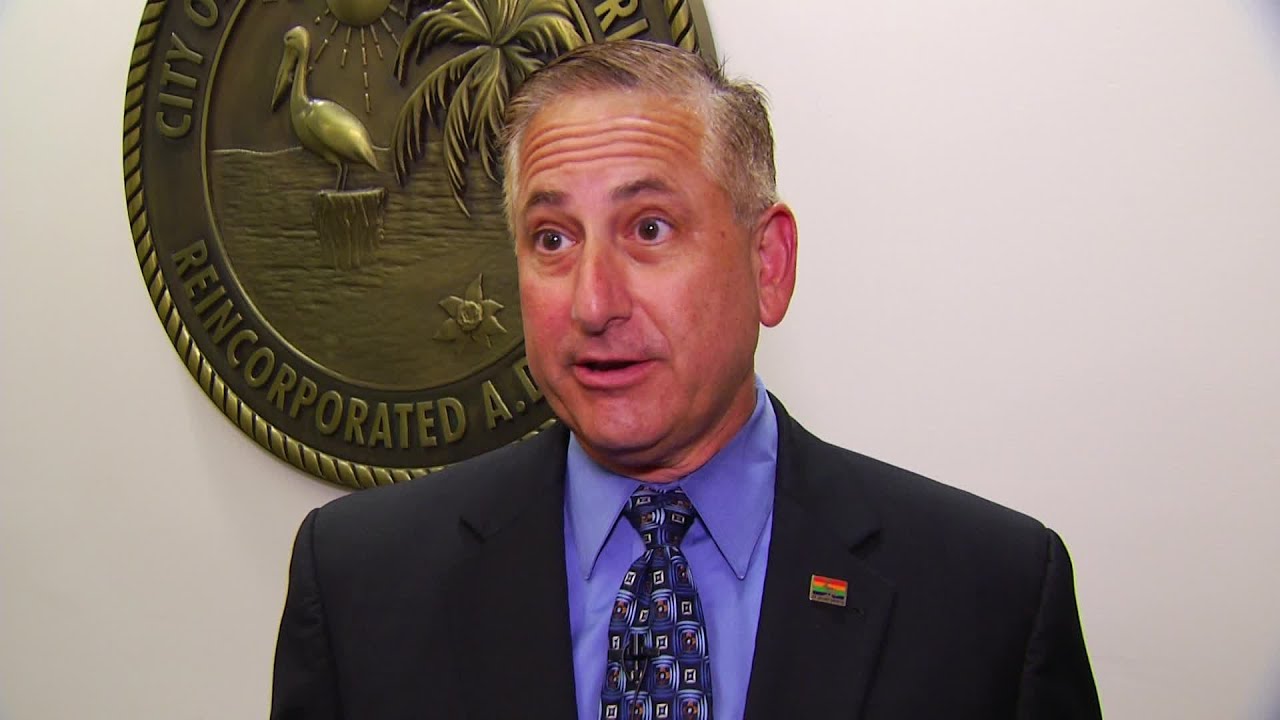 St. Petersburg Mayor Rick Kriseman speaks on rescue of St. Pete family ...