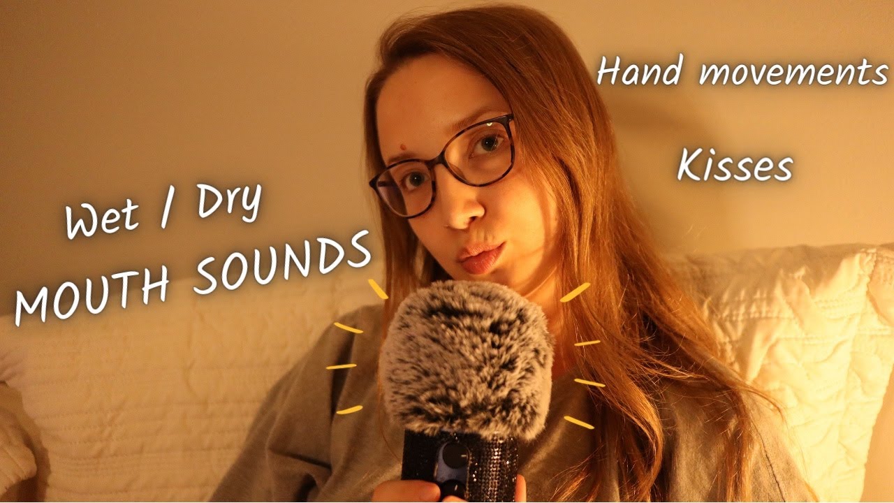 ASMR| Cozy Mouth Sounds & Hand Movements in Bed 😘HIGH SENSITIVITY💋🥰💤 ...