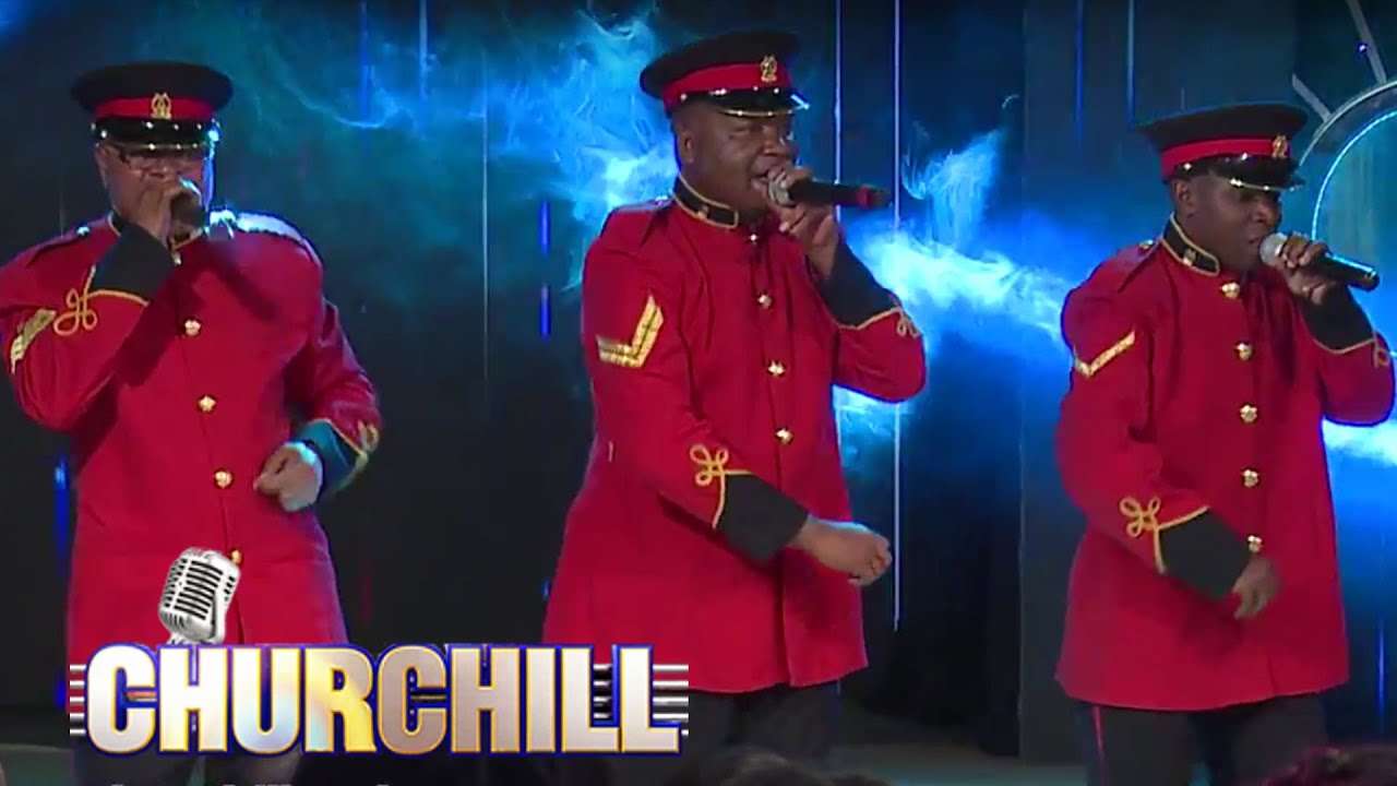 Maroon Commandos Perform Amka Kumekucha - YouTube