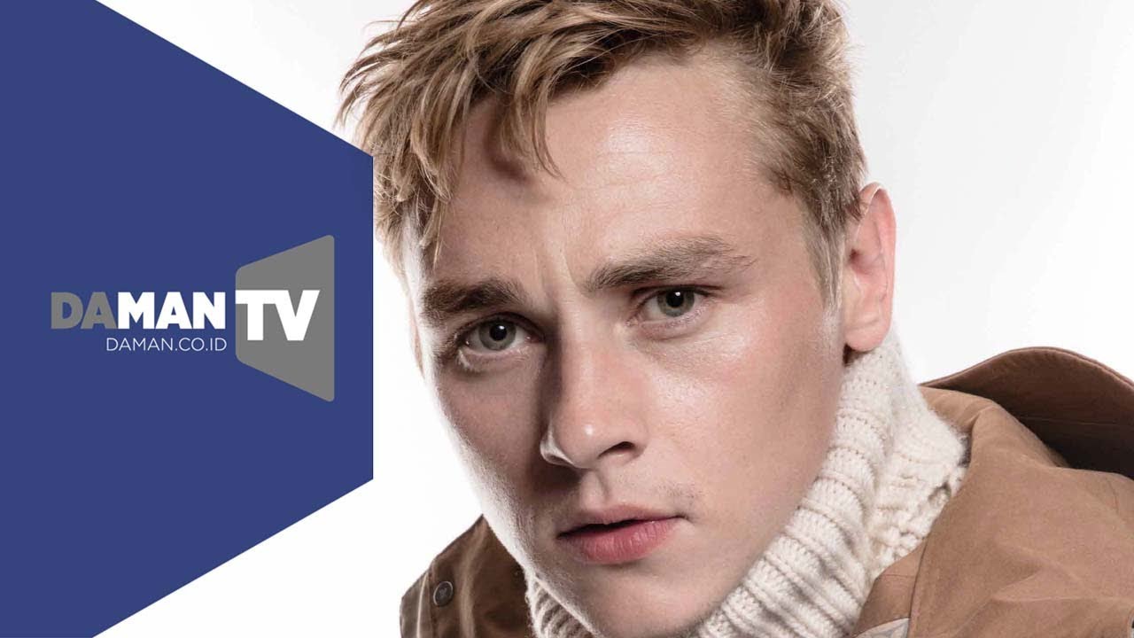 Exclusive photo shoot behind-the-scenes with Ben Hardy - YouTube