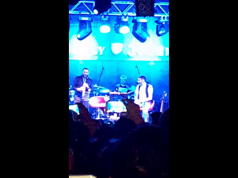 Hüsnü Şenlendirici & Hakan Altun - Dertler Derya Olmuş (Jolly Joker)