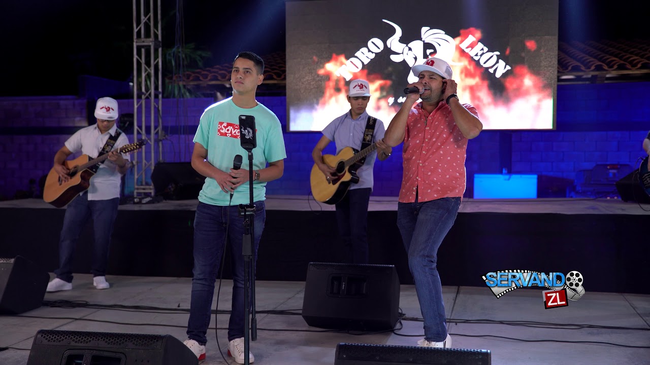 Toro Leon y Sus Chavalos Ft. Erik Alexander - Magica Tu (En Vivo 2020 ...