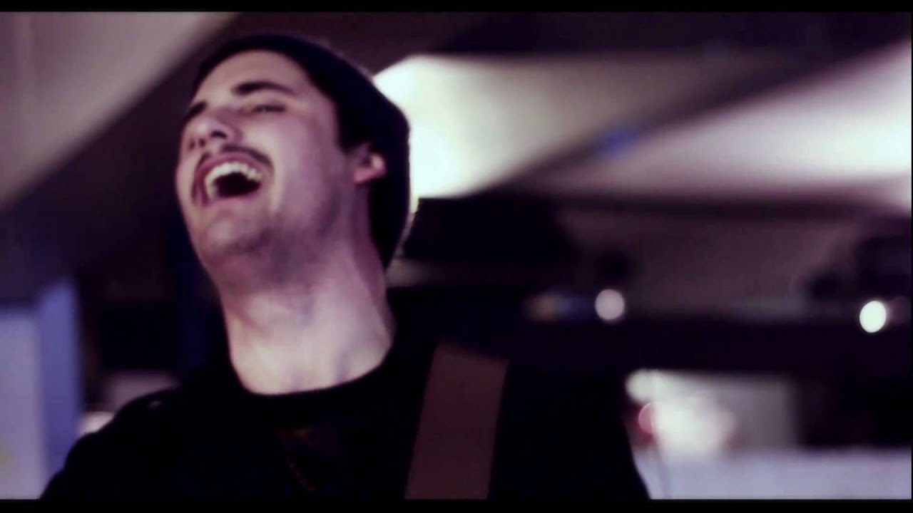 Jordan Raycroft cold hands Live - YouTube