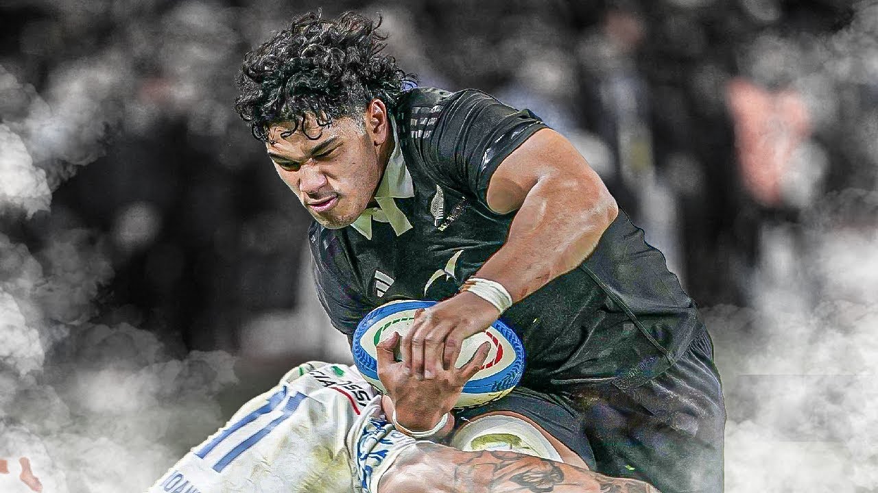 The New BEAST Of Rugby - Wallace Sititi - YouTube