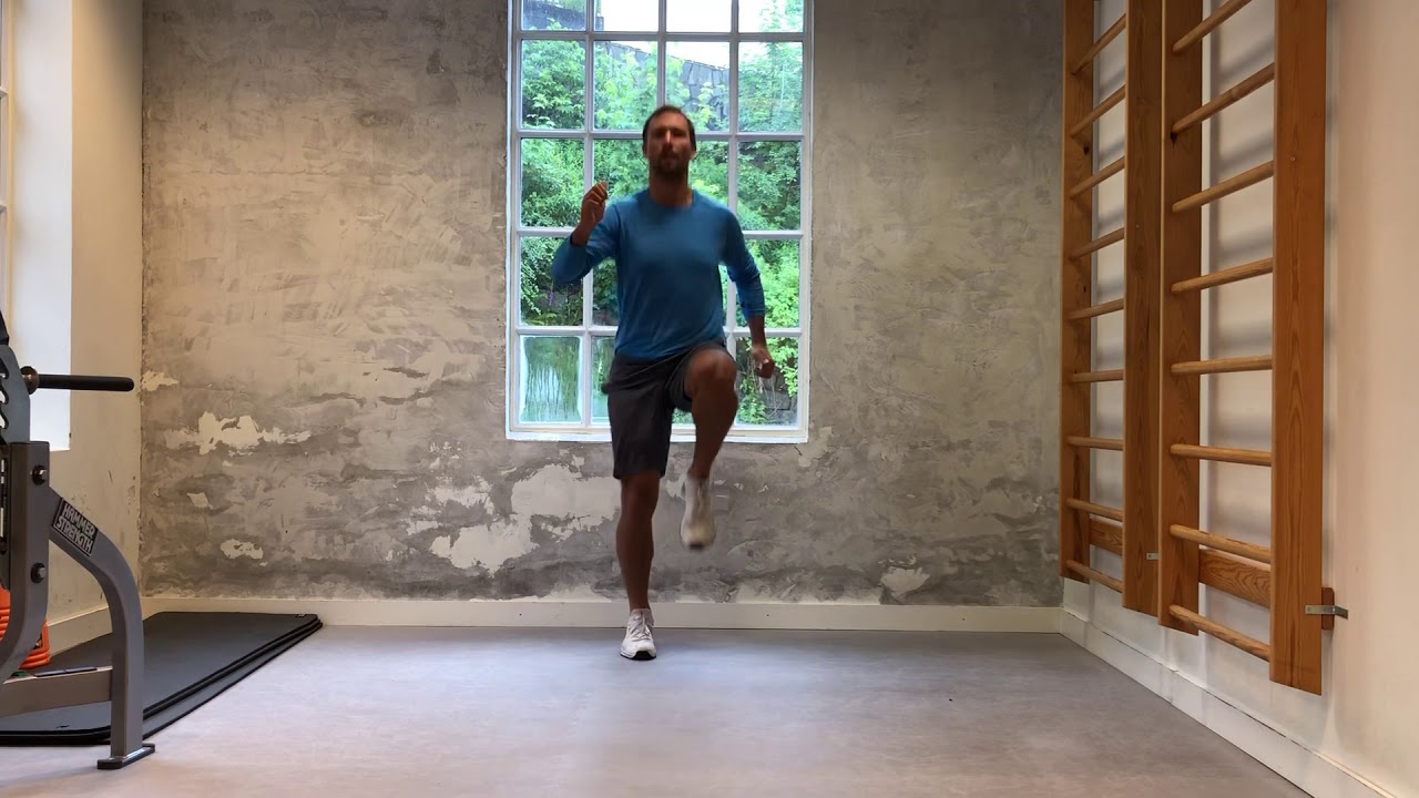 Running on the spot (high knees) - YouTube