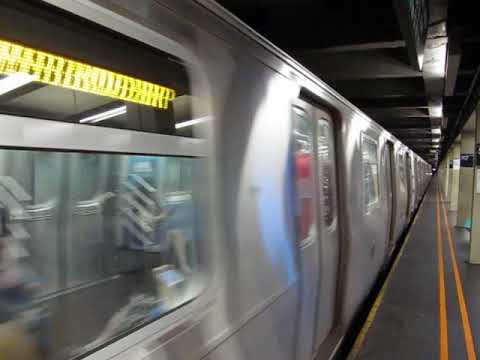 R train at 57th Street-7th Avenue - YouTube