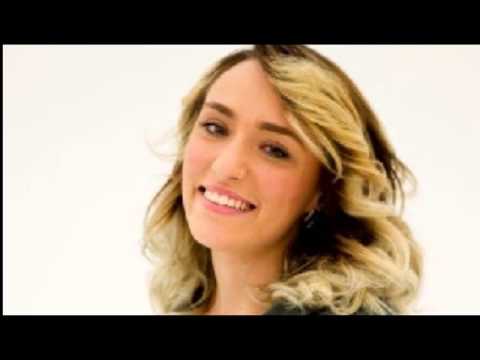 Amici 13 - Blu - Sara Mattei - YouTube