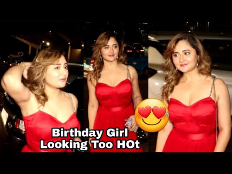 Birthday Girl Rashami Desai Looking Super Hot In Red Dress | FULL MASTI | Rashami Desai BirthdayBash