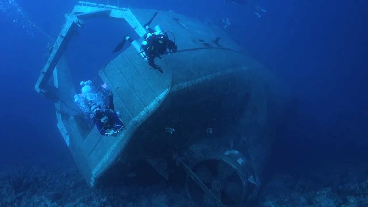Exploration Epaves - YouTube