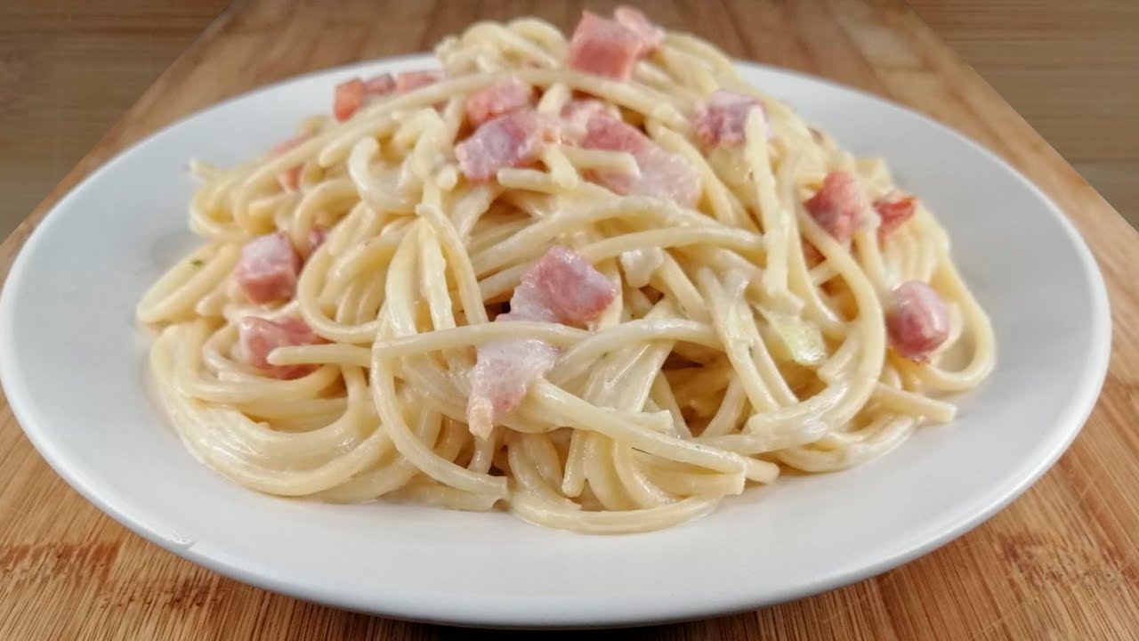 How to Cook White Spaghetti, quick and easy Christmas recipe! - YouTube