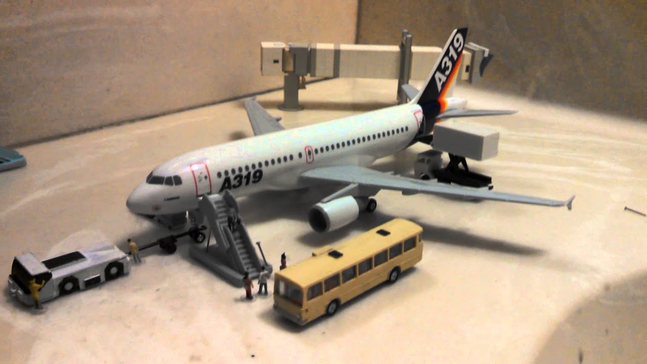 N/SCALE CITY, WORKING ON A N/SCALE AIRPORT. PART 3 - YouTube