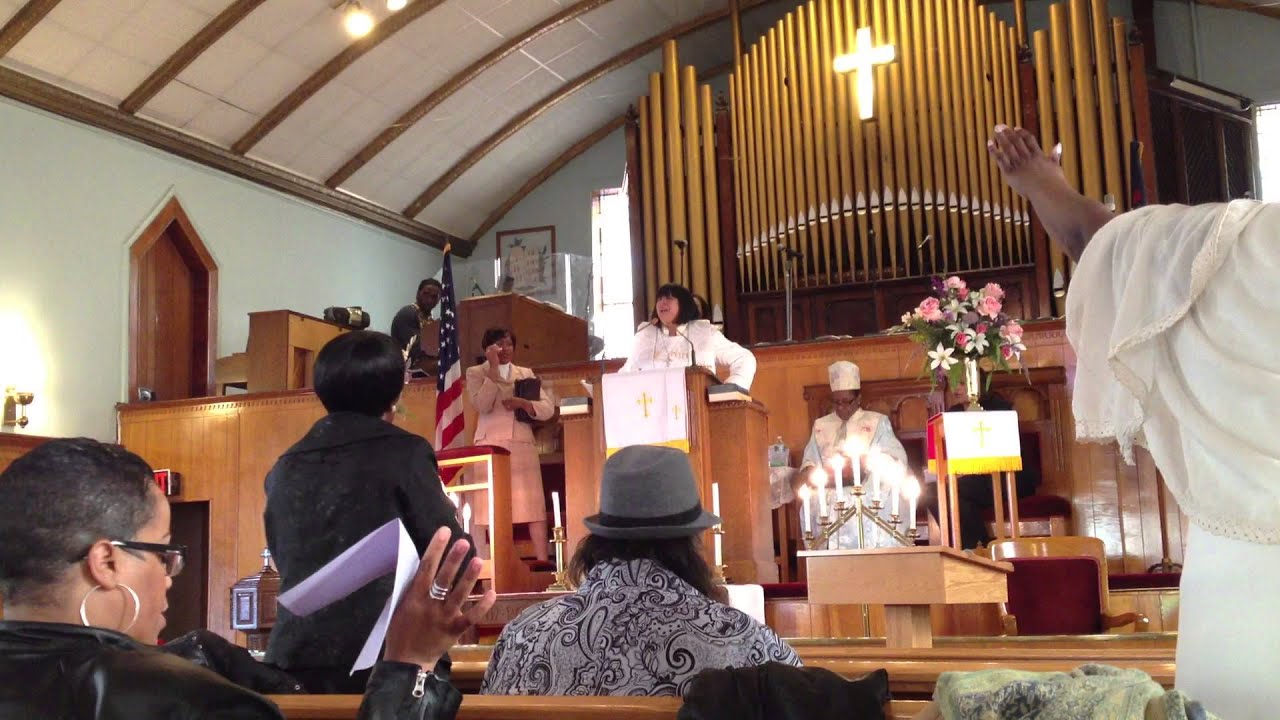 Pastor Marlene Singing - YouTube