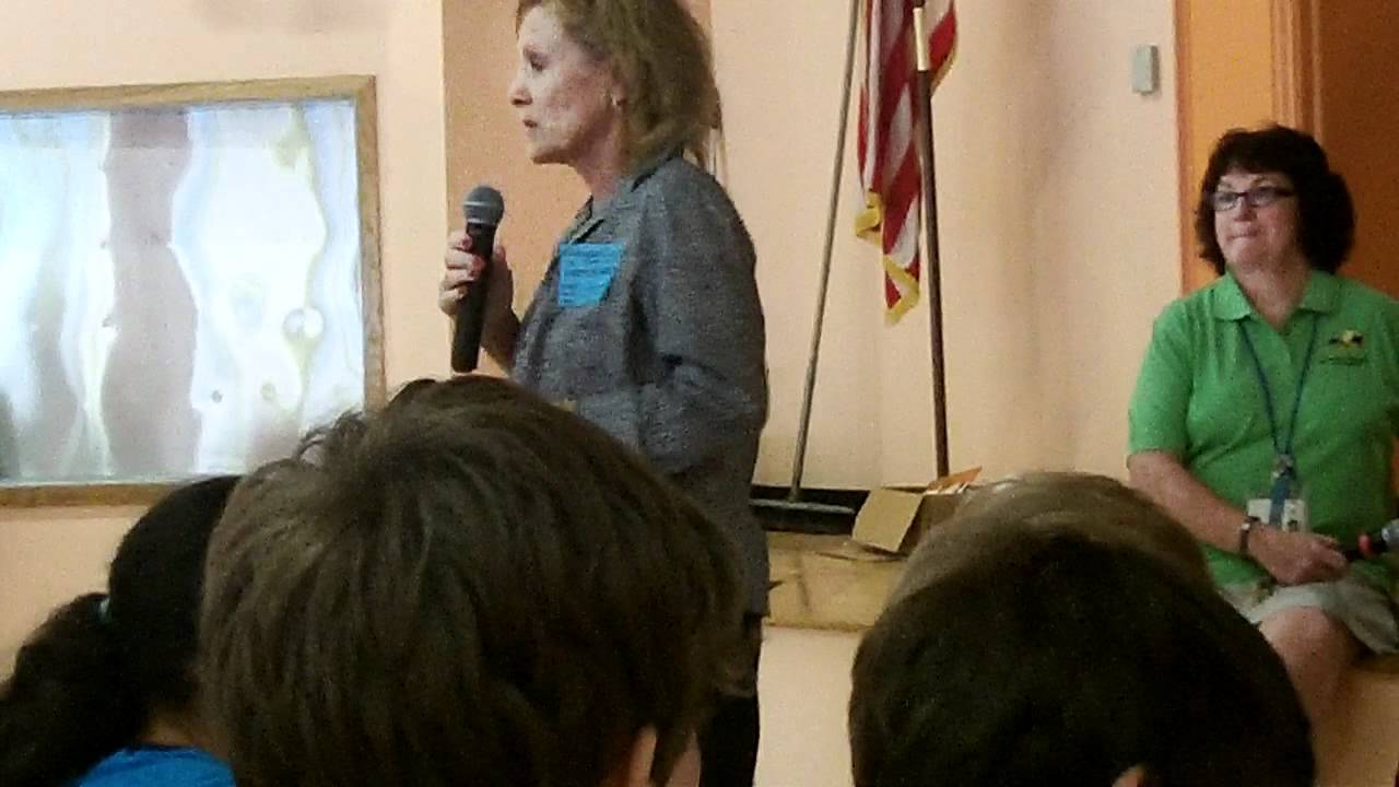 Cathy Rush, NBA Hall of Fame coach spoke to Northfield Community School ...