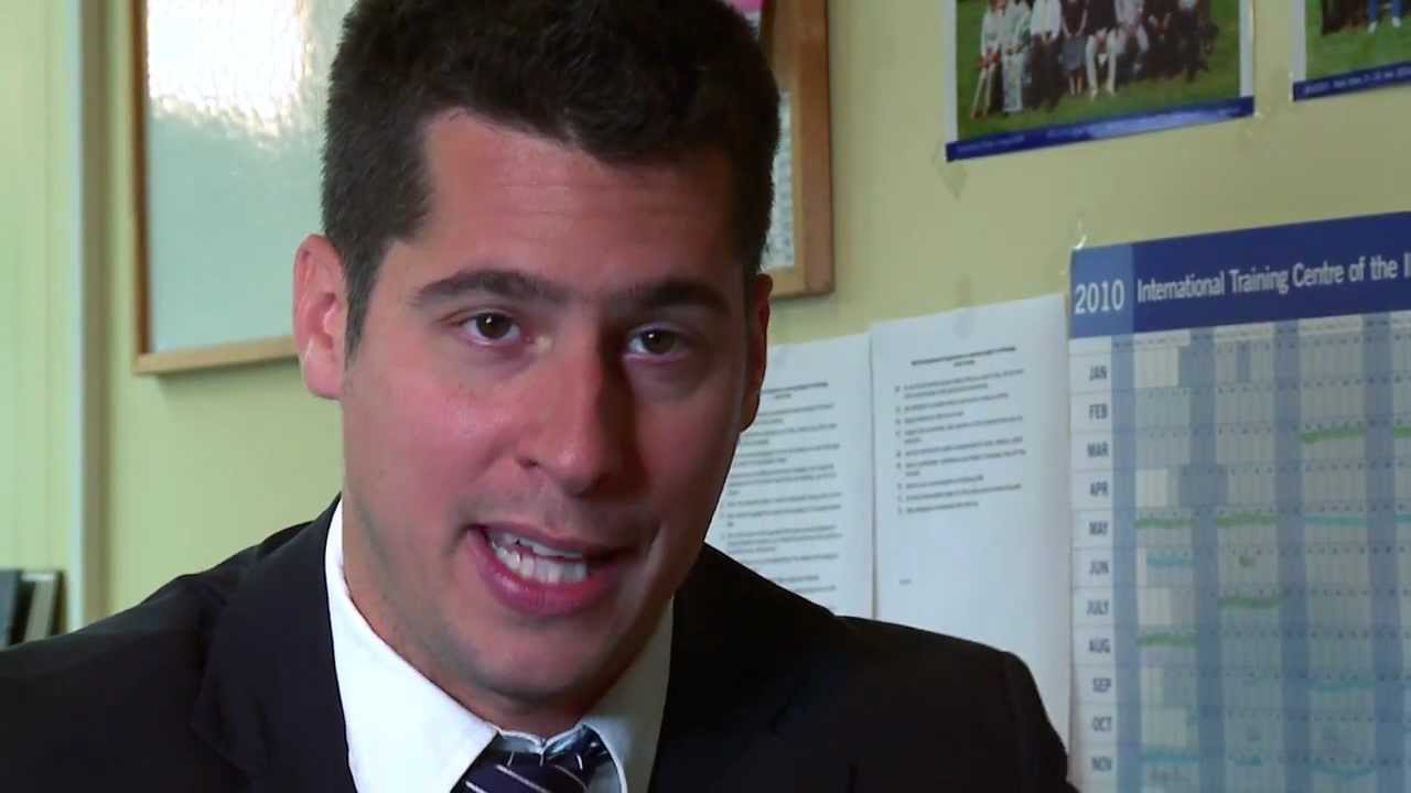 Charles Crevier - Prix Jeunes diplômés de l'Université Laval 2011 - YouTube