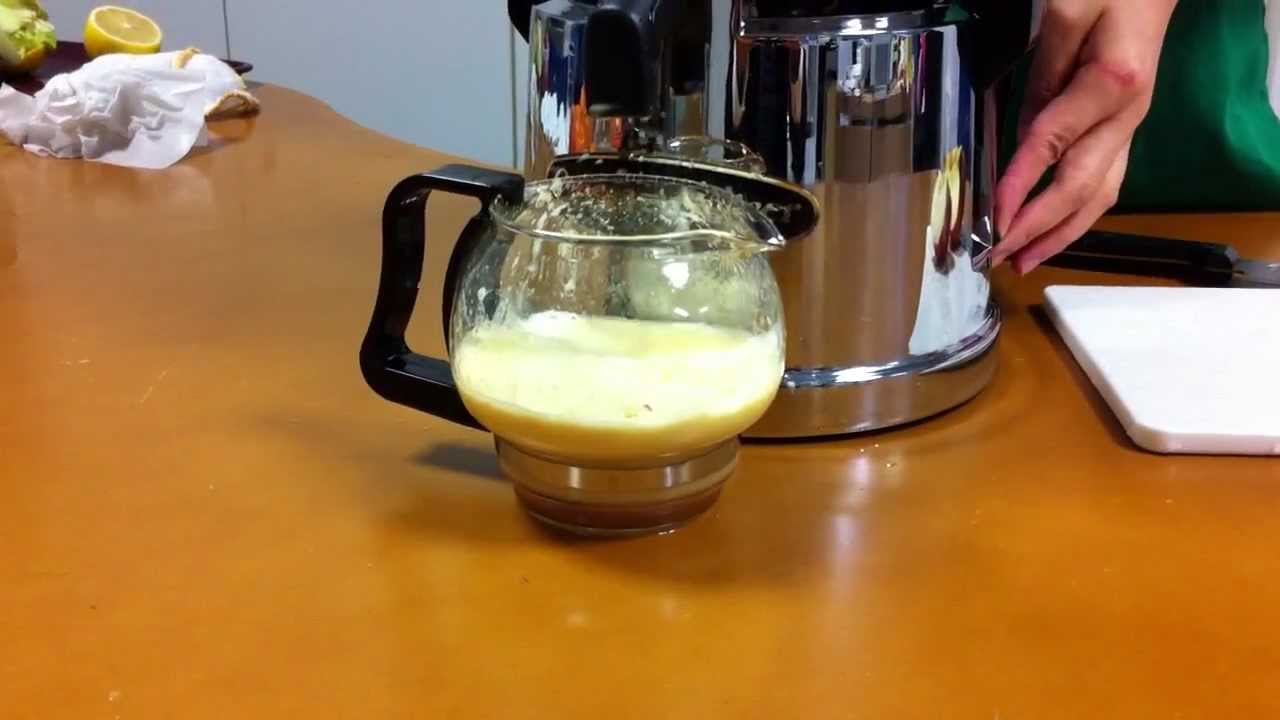 BMJ390 すりおろしジューサー りんご - YouTube