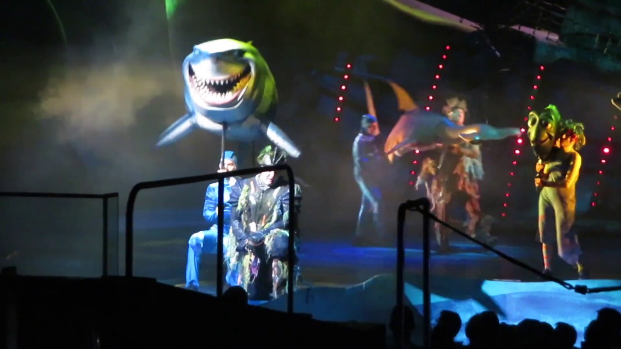 Fish Are Friends Not Food Finding Nemo the Musical - YouTube