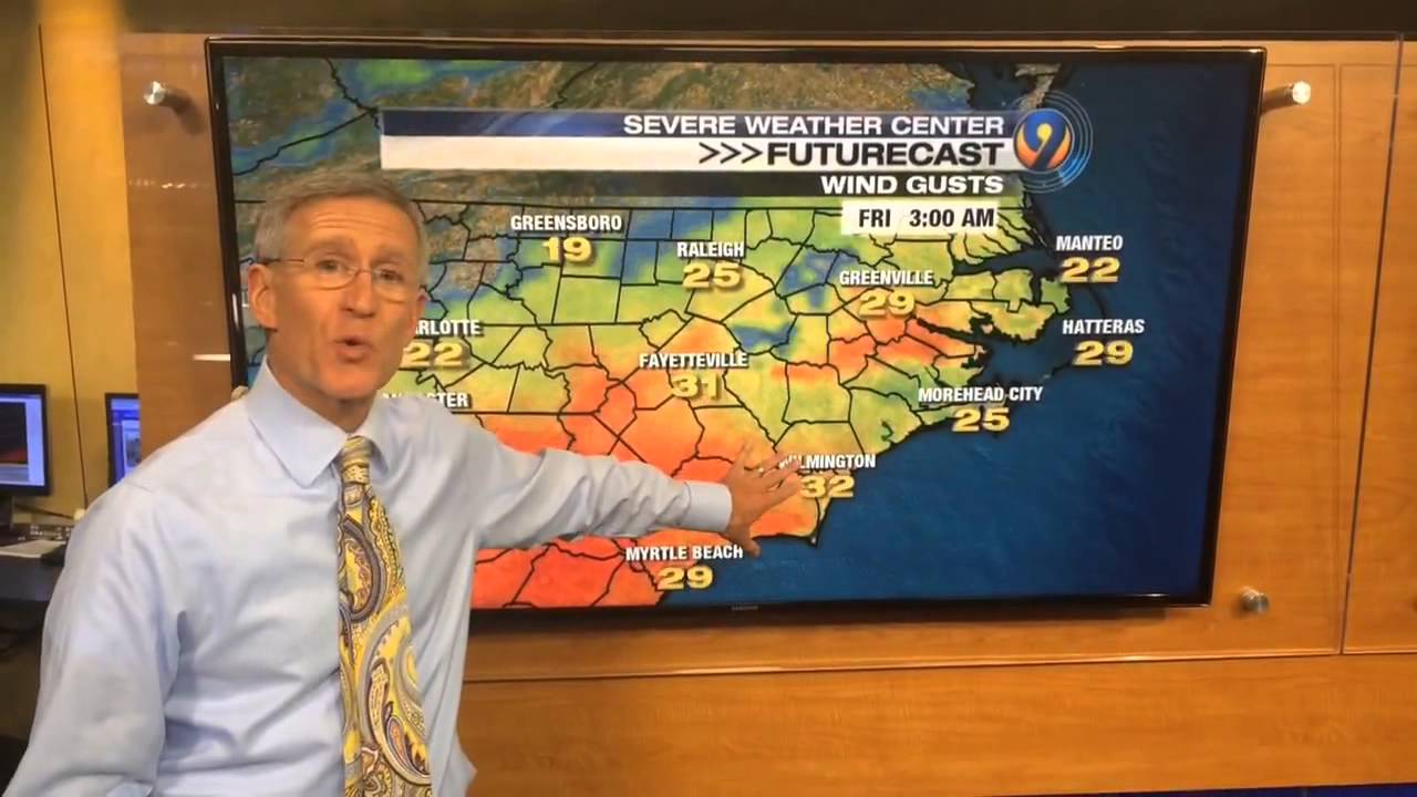 WEATHER UPDATE: Steve Udelson on storm off Carolinas coast - YouTube