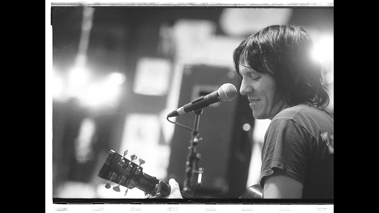 Elliott Smith - Waltz #2 Strange Parallel - YouTube