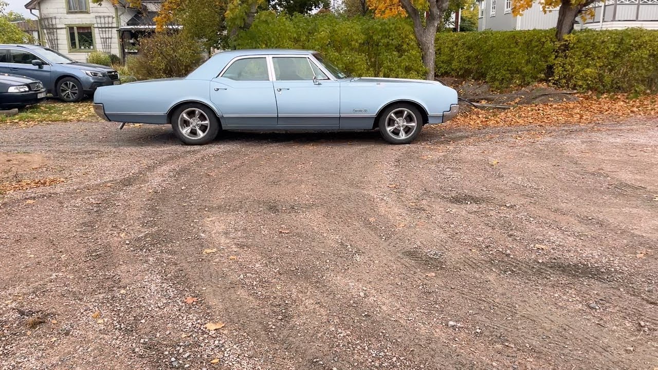 Köp Veteranbil Oldsmobile Dynamic 88 Super Rocket 425 på Klaravik - YouTube