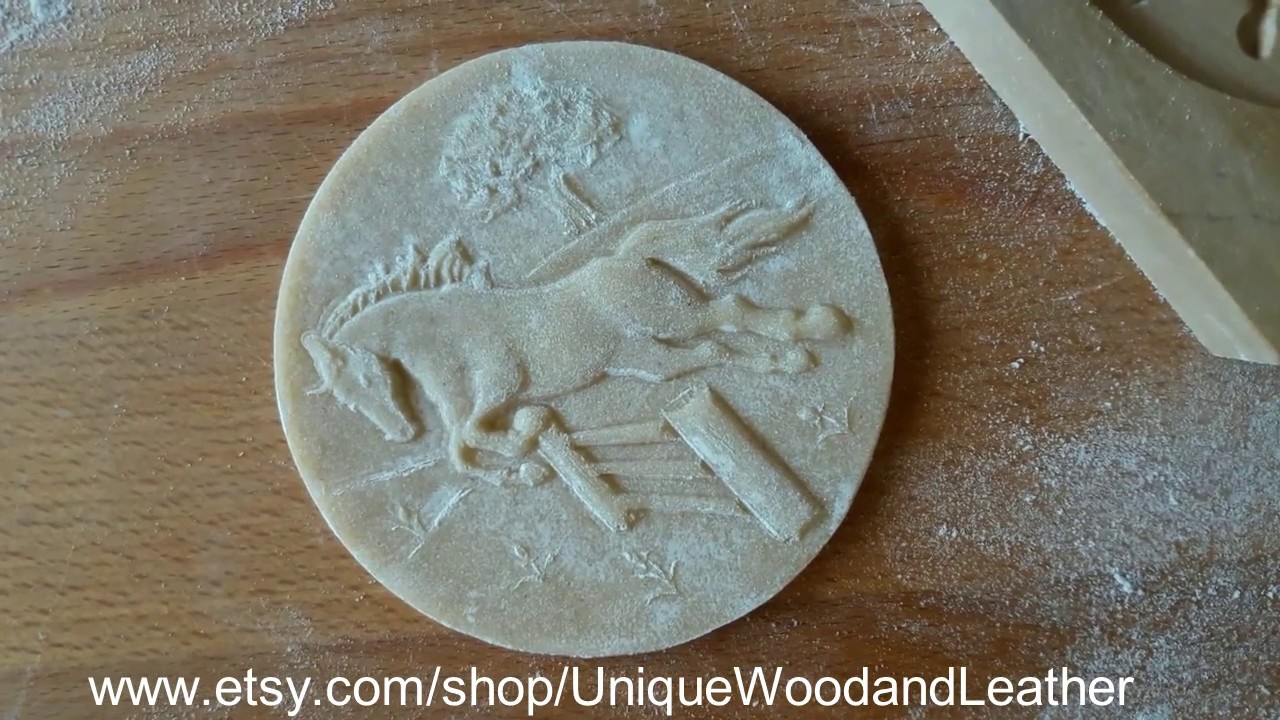 How to use gingerbread molds Part 1 - YouTube