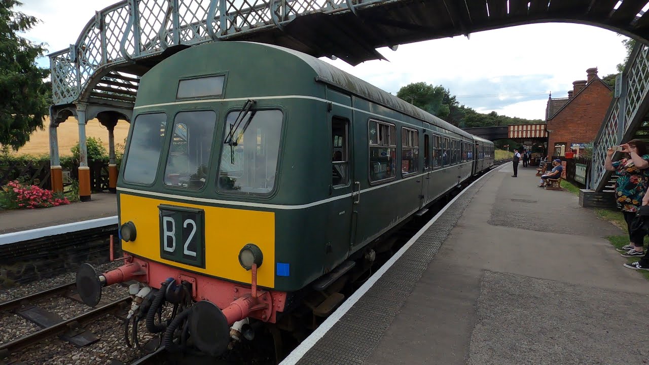 Class 101 DMU 56352 & 51188 departing Weybourne Station - YouTube