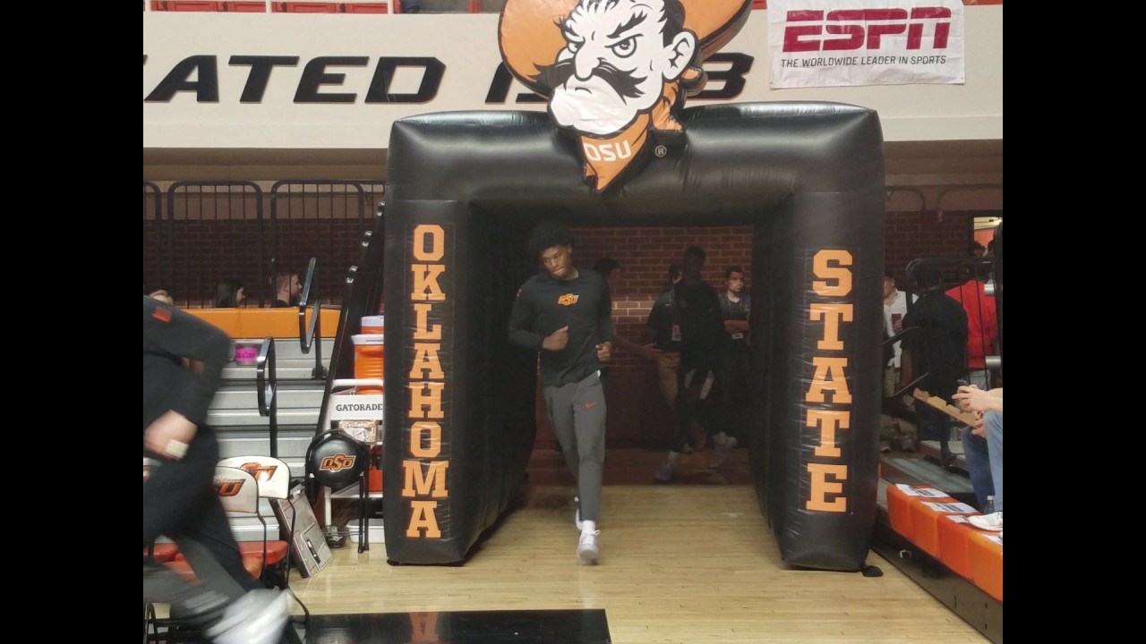 OSU basketball team coming onto the court at Gallagher-Iba Arena - YouTube