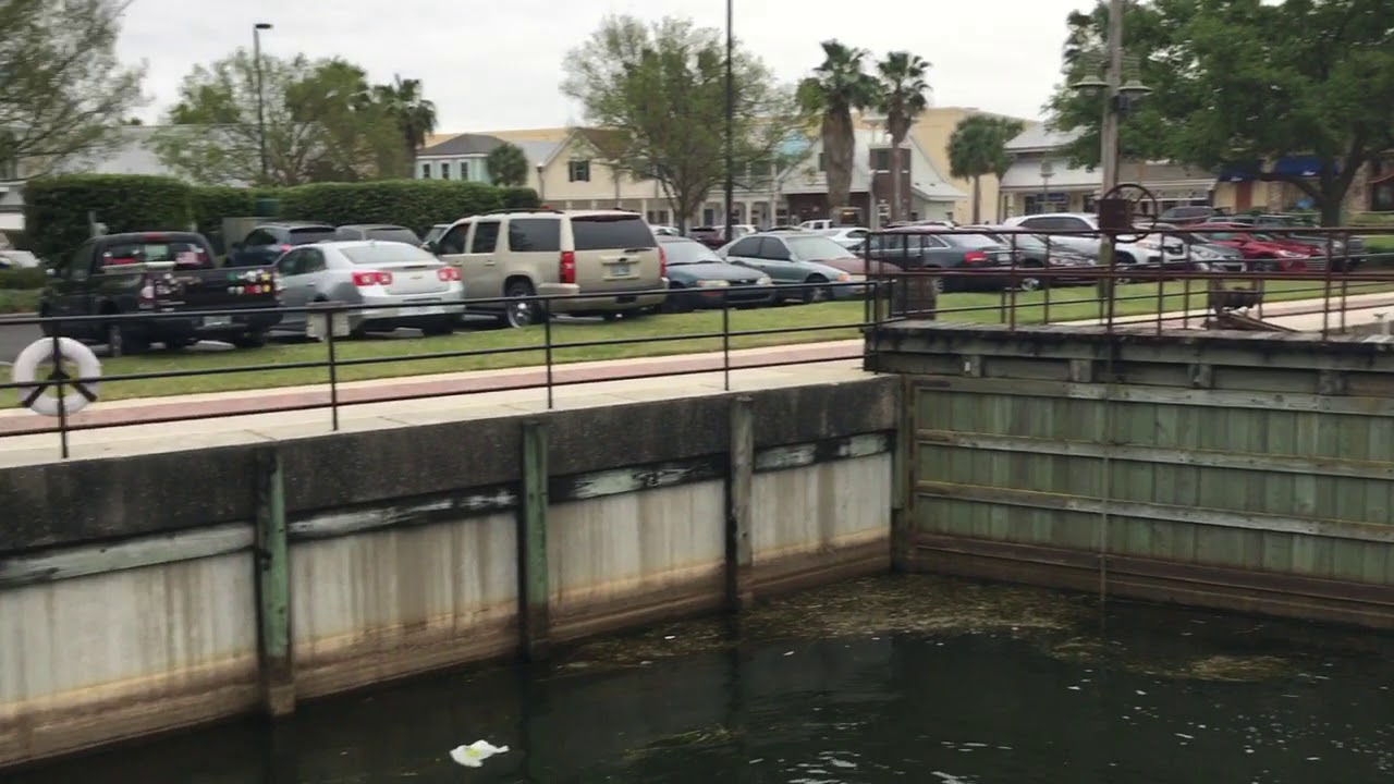 The villages Lake Sumter Landing and transportation from the airport ...