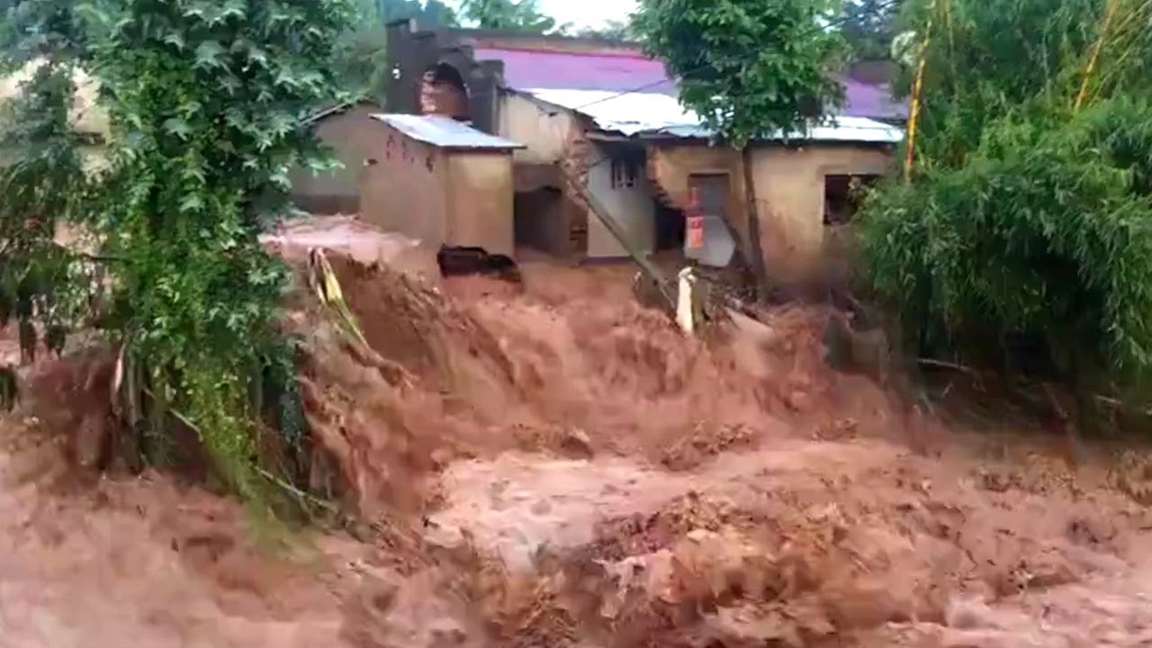 Terribly destructive floods and landslides! 5000 houses destroyed in ...