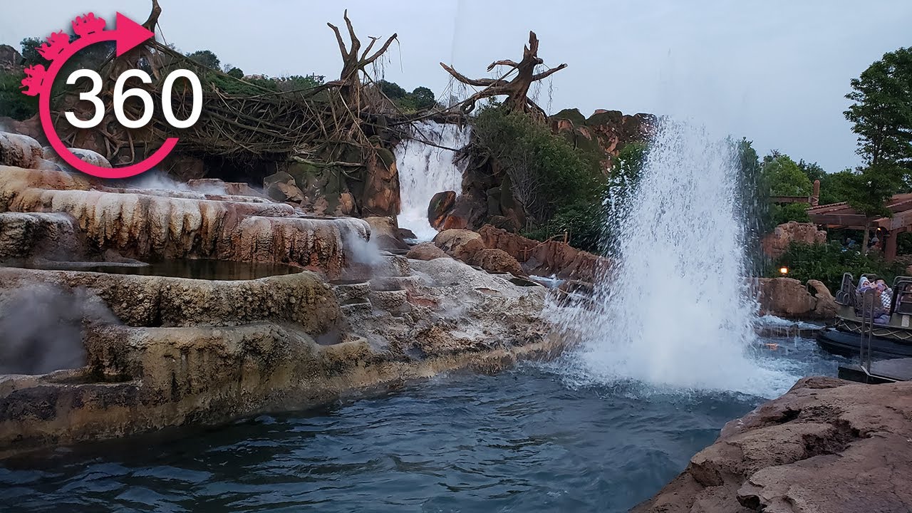 360º Roaring Rapids Ride, Shanghai Disney - YouTube