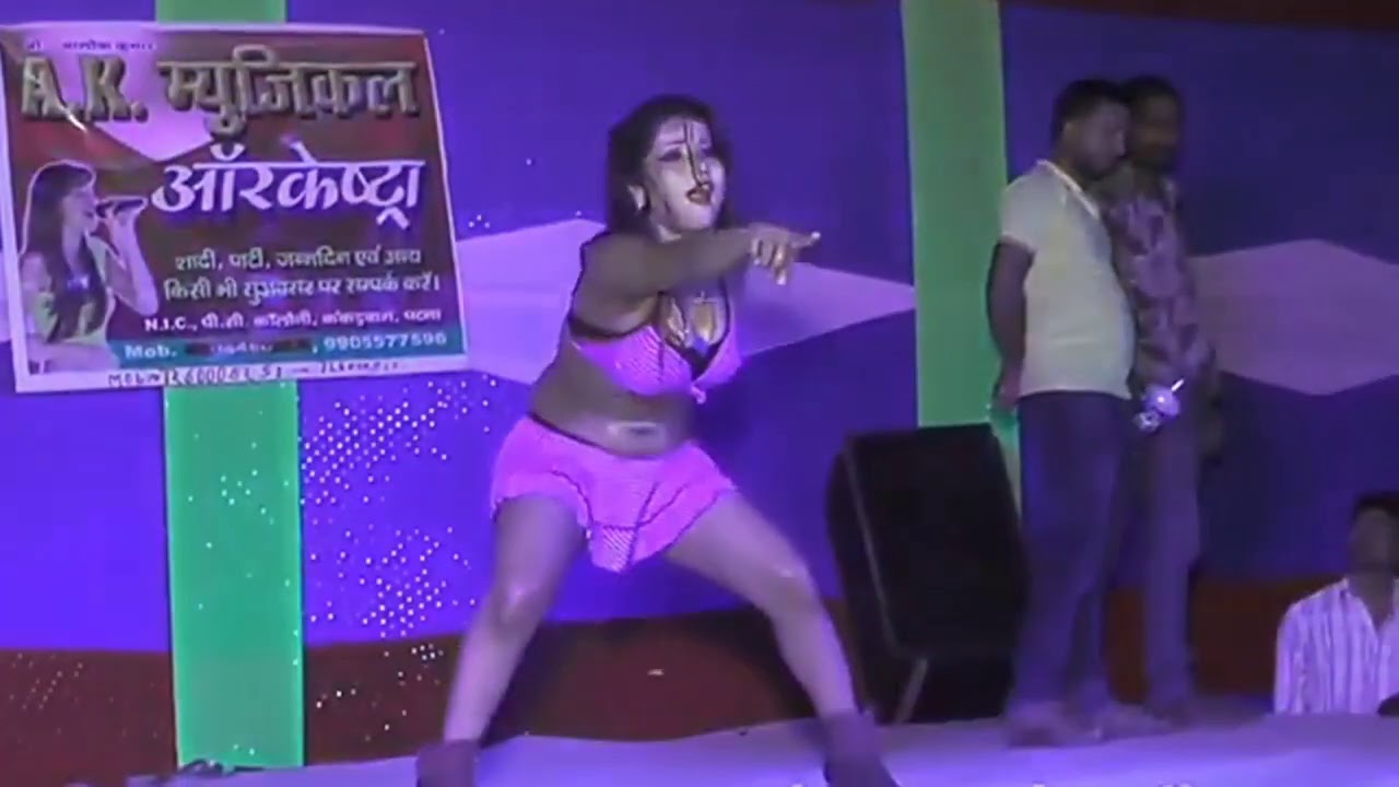 Arkesta program hot dance|hot dance|bhabhiji ka sexy dance| indian hot dance| bhabhi ka arkesta ...