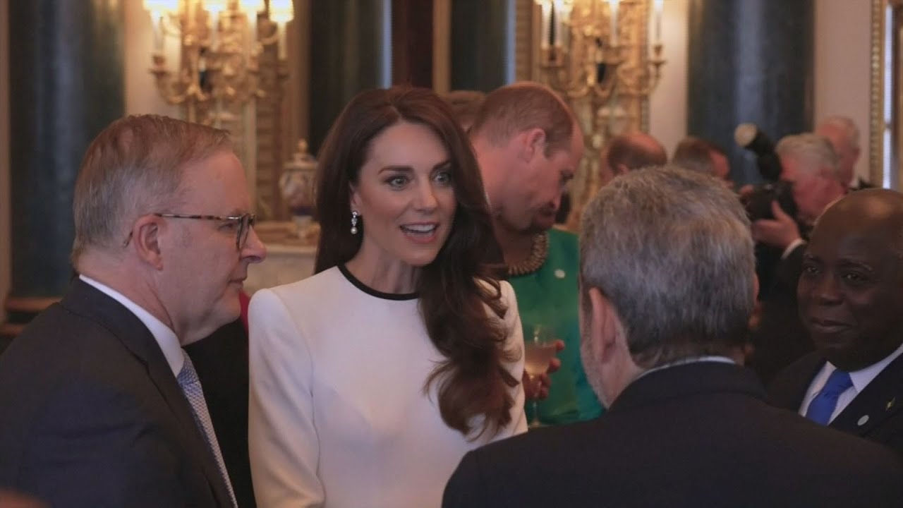 VIDEO | Prince William, Kate and King Charles attend Prime Ministers ...