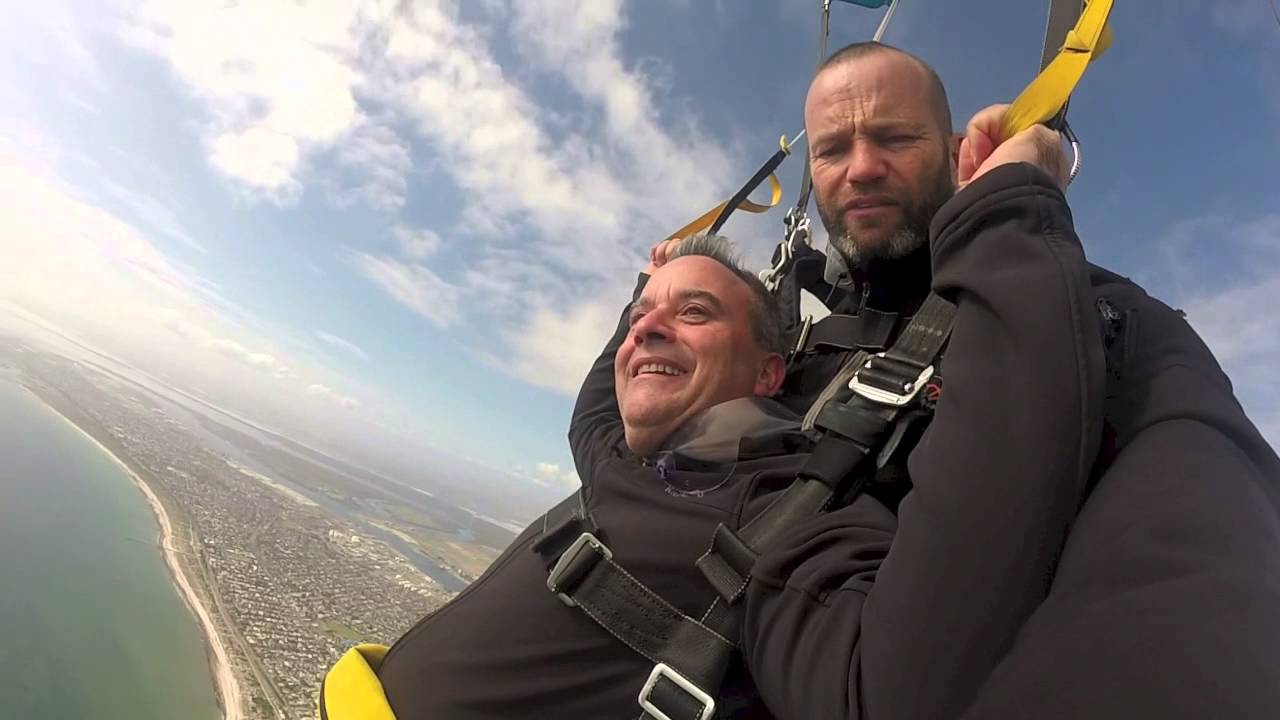 Tony Palmieri at Coastal Skydive - YouTube