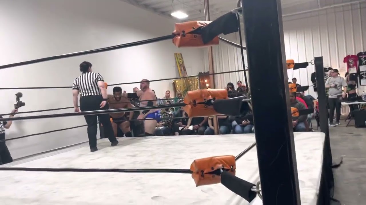 Sanders vs. Drake Frost - YouTube