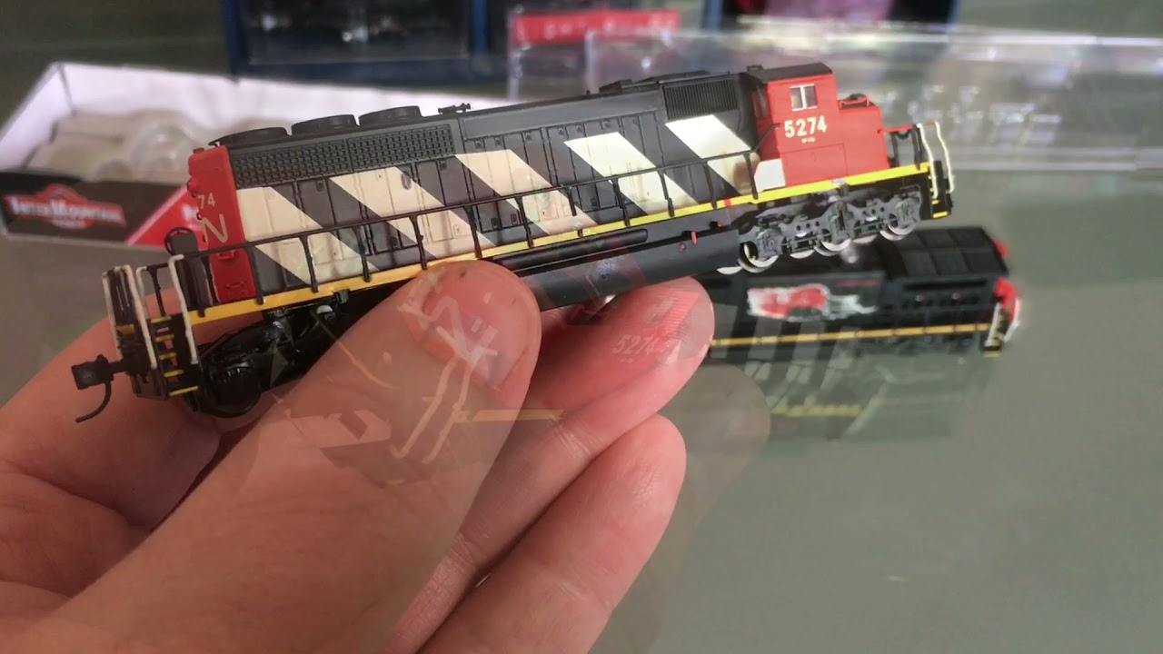 N scale Atlas 8-40C CN 15th anniversary review. - YouTube