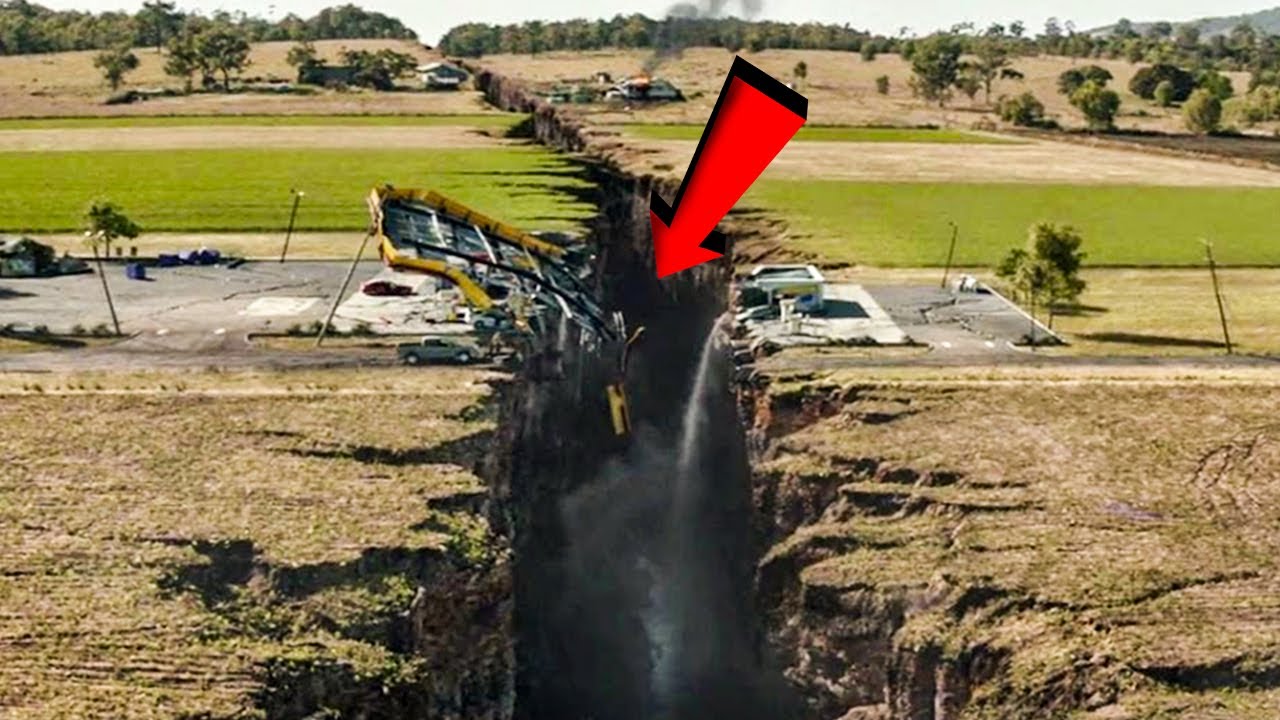 10 BIGGEST Earthquake Cracks Ever Recorded - YouTube
