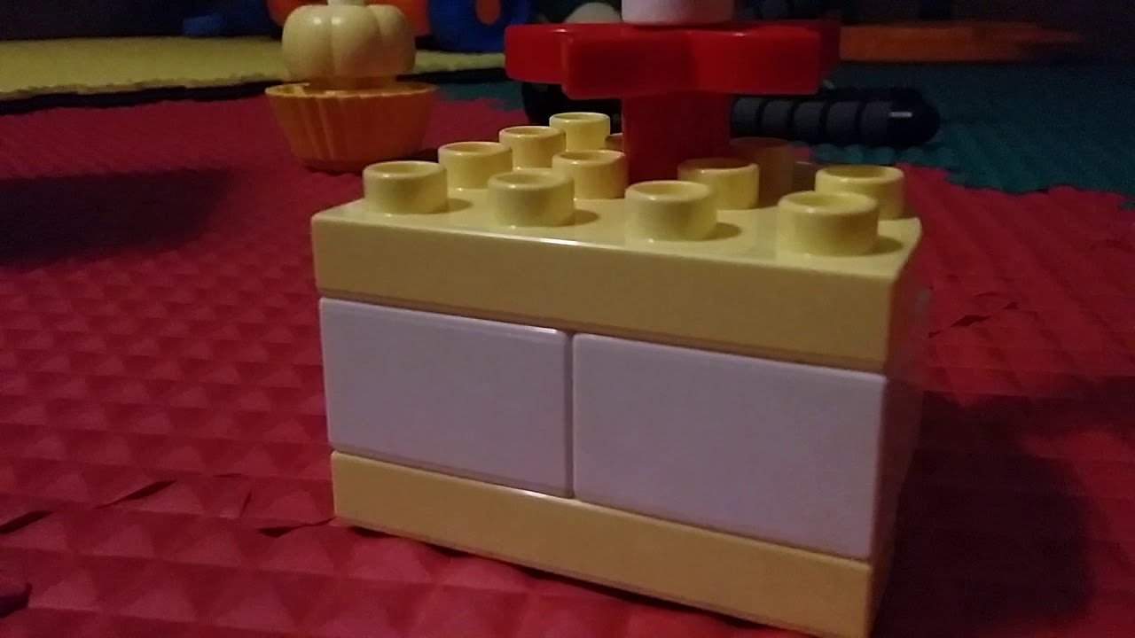 Lego Duplo "my first celebration" kit Build your own cakes. - YouTube