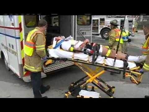 Mock Crash Teaches Drunken Driving Lesson - YouTube